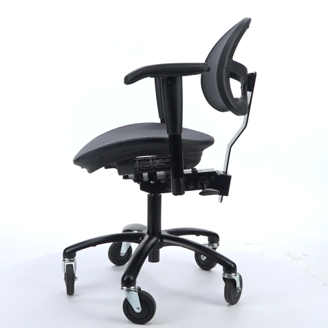 stealth pro executive audio engineer chair With Tourmax Casters ...